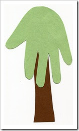 Crafting Play: Palm Tree Handprint Craft
