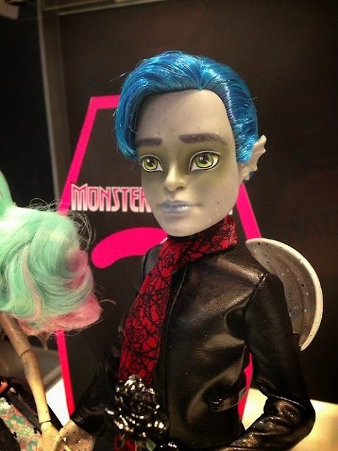 Monster High Cami Blog MH: SDCC:Monster High.Dia 1