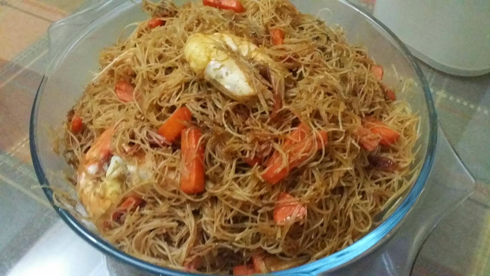 ZULFAZA LOVES COOKING: Mihun/bihun goreng tomyam