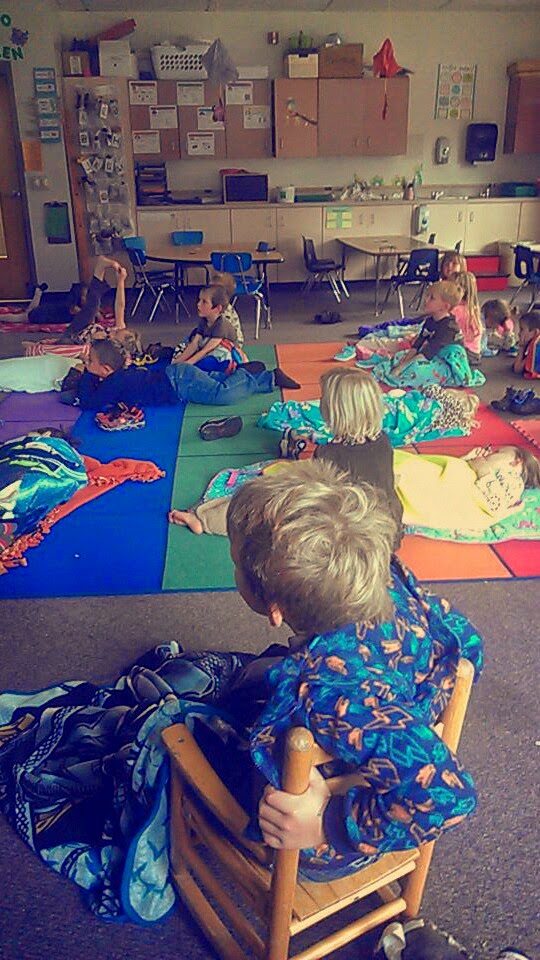 Kindergarten with Ms. Evenson!: Nice and relaxing quiet time