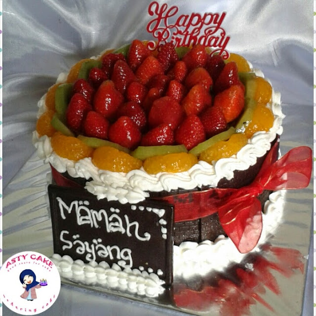 Asty'Cake: Tart ultah topping buah