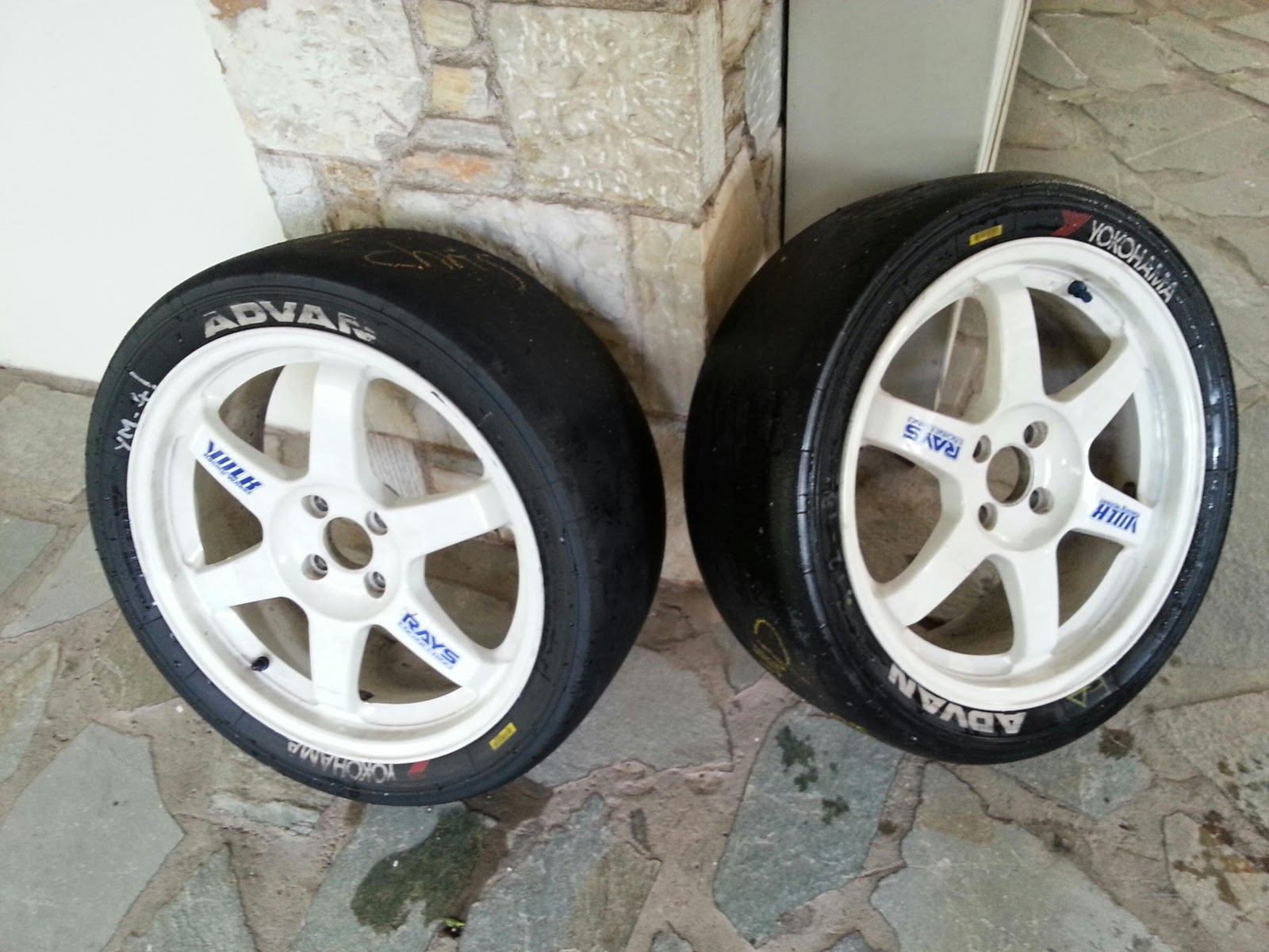 MR-2 ZZW30 Rotrex: Yokohama Advan A005 WTCC Volk Rota Wheels