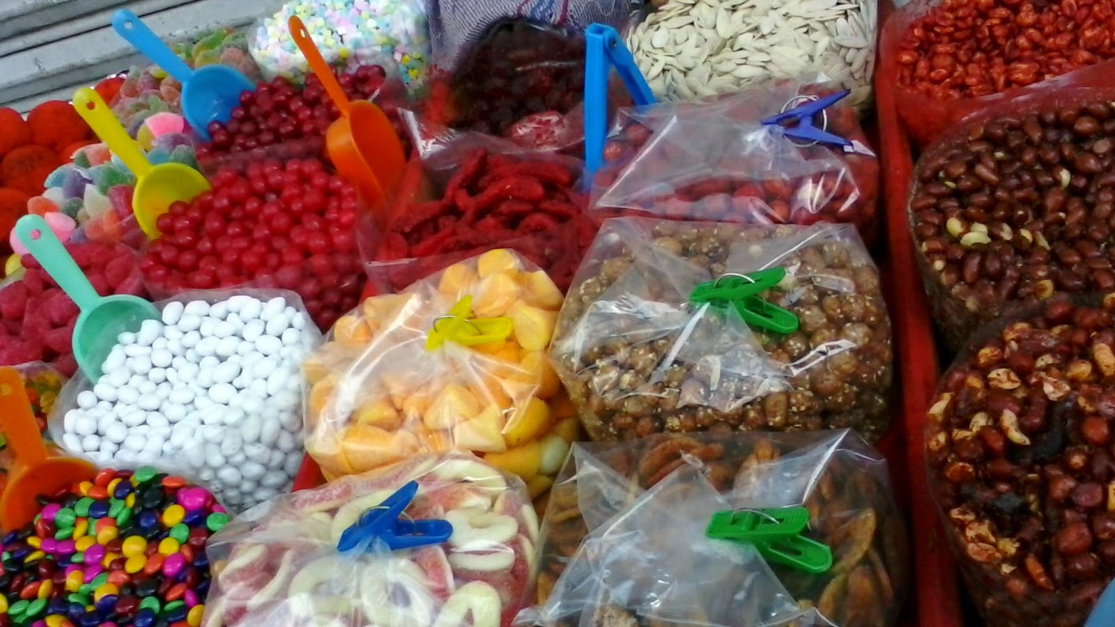 Imágenes de las tradiciones y cultura de México: Botanas con chile