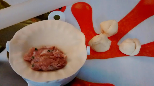 Maison Emil Paris: Home made dumpling sheets