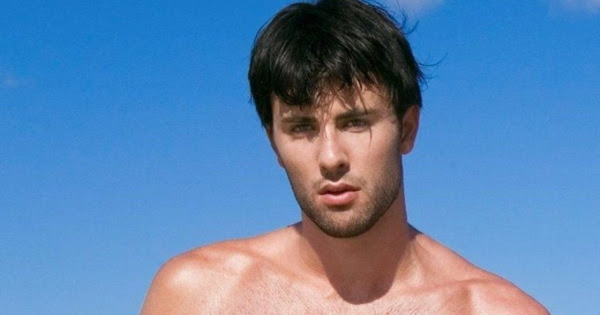 Hot Dudes Skimpy Speedo Dude