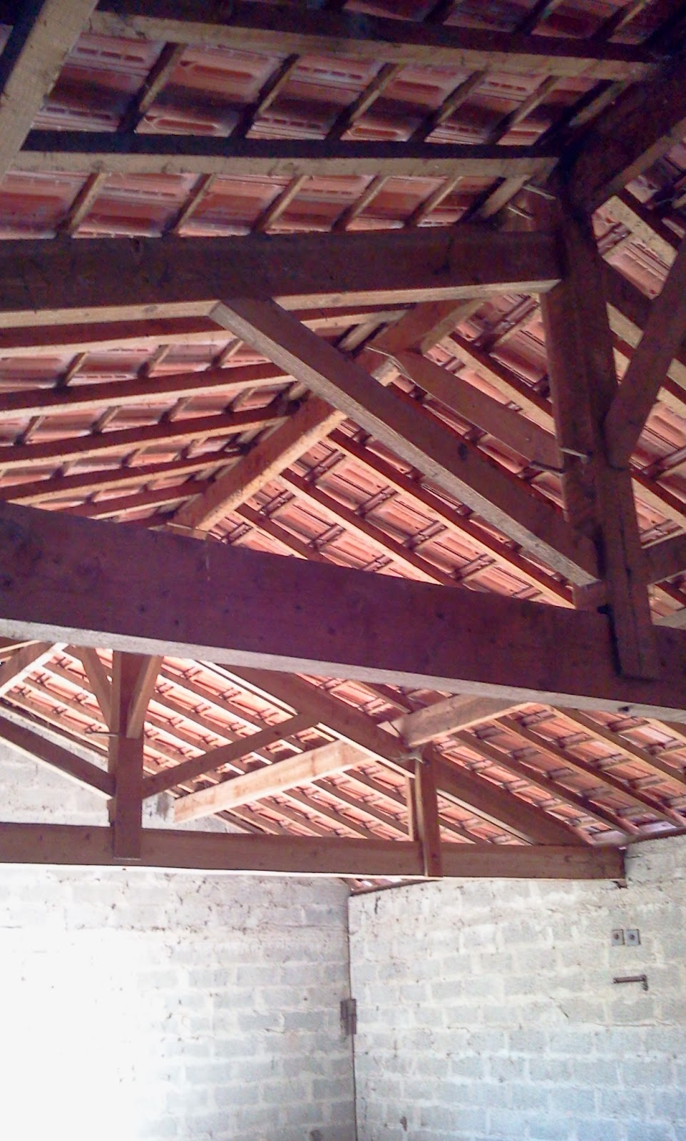 Photos libres de droits: Charpente Toiture Construction Maison Toit