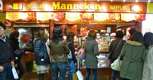 jin loves to eat: Manneken Belgian Waffle ♥ ♥ ♥