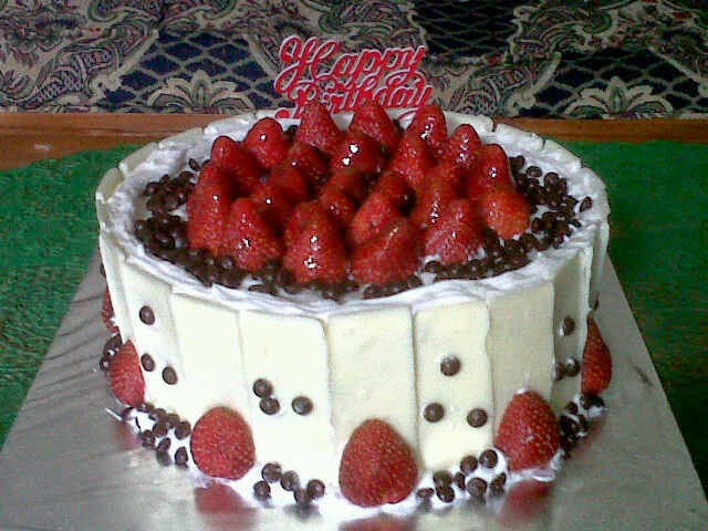 Asty'Cake: Tart ultah topping buah