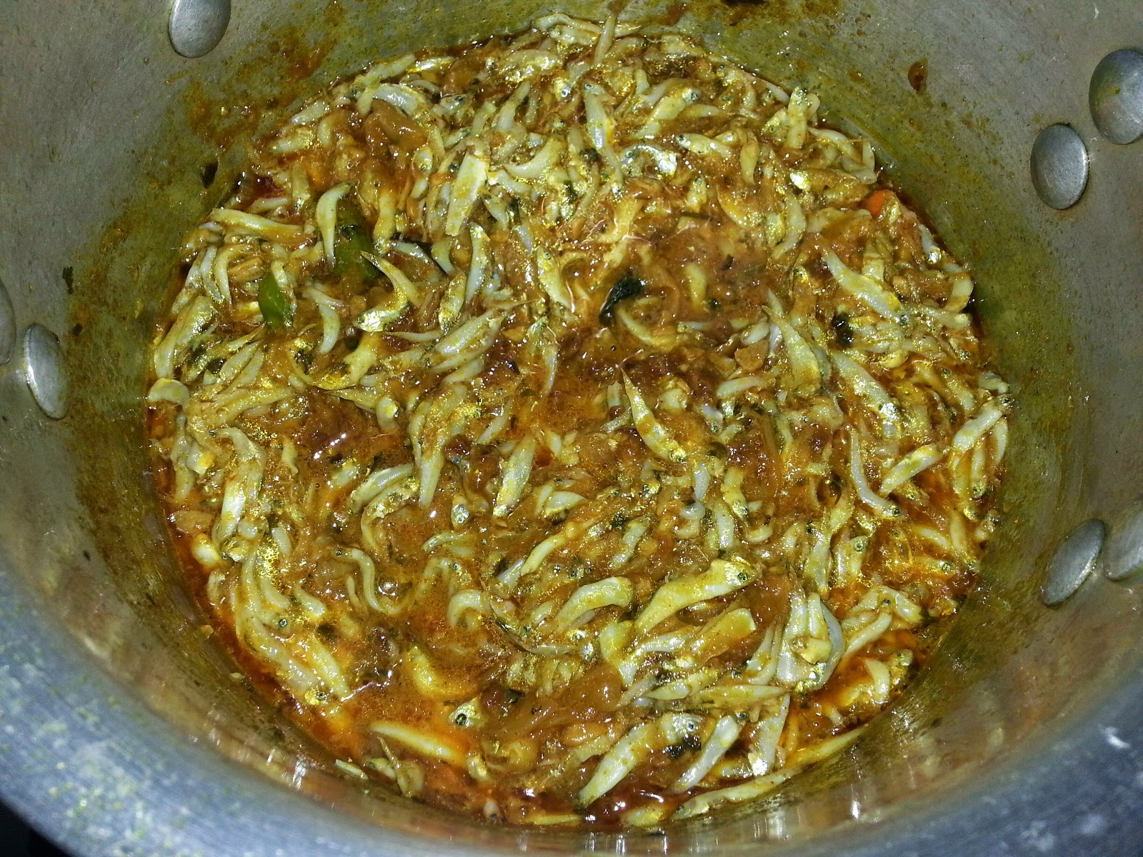 The Travelling Undhal: Keski fish with shatkora