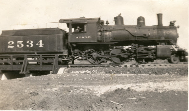 anything-and-evrything: Worlds first train