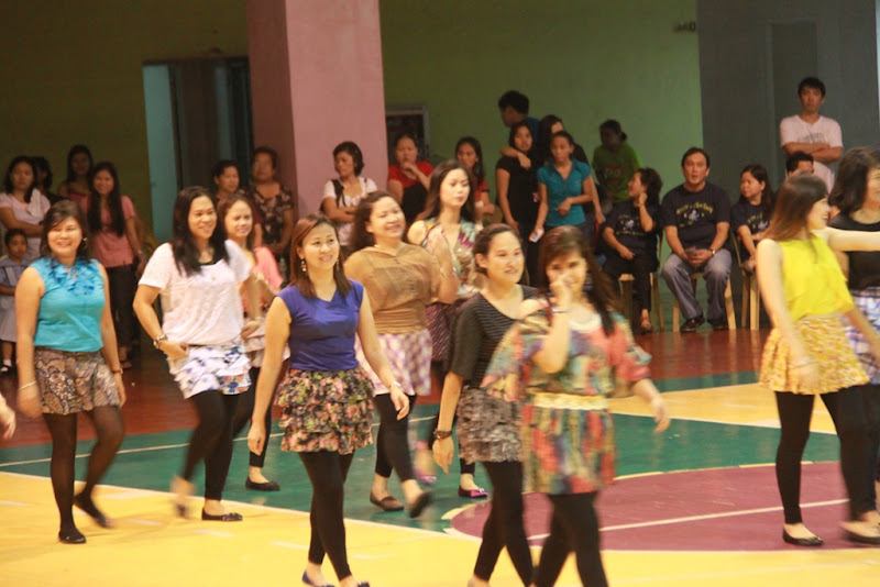 Philippine Chen Kuang High School Events: Special Guests – Dancing Mommies