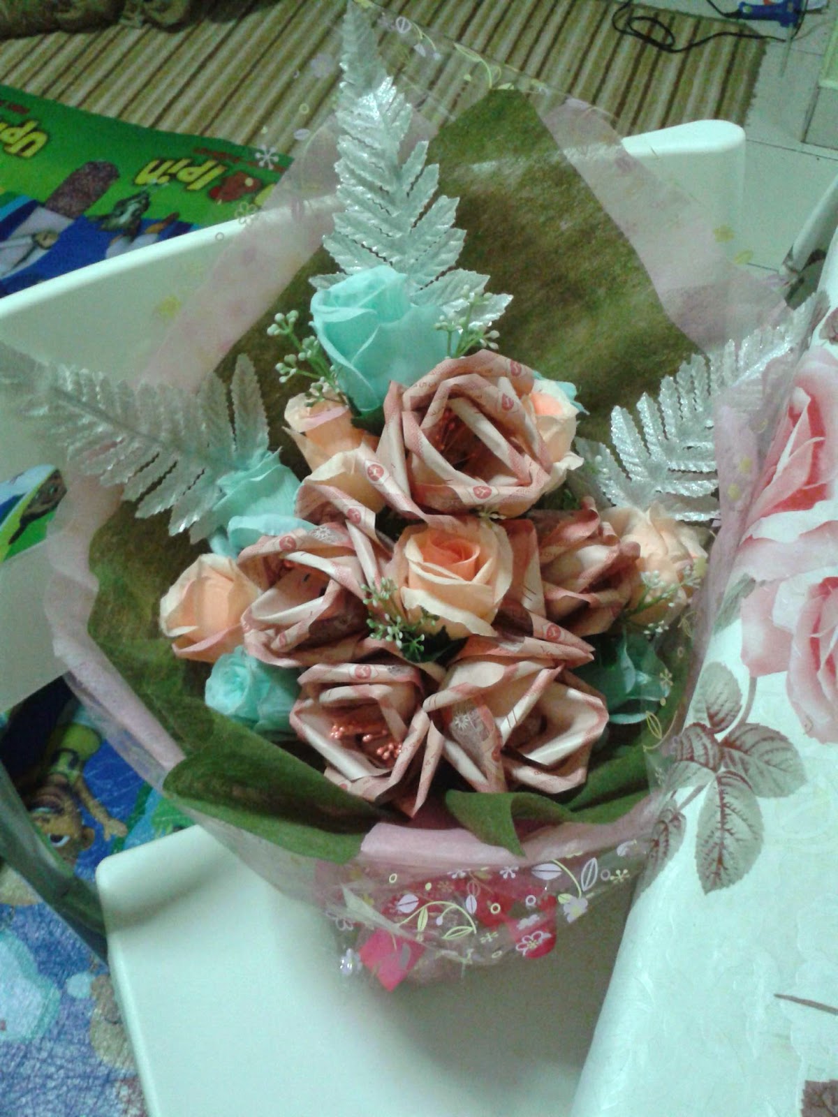 Cute Wedding Craft: Bunga duit. Sebagai bunga tangan dan bouquets