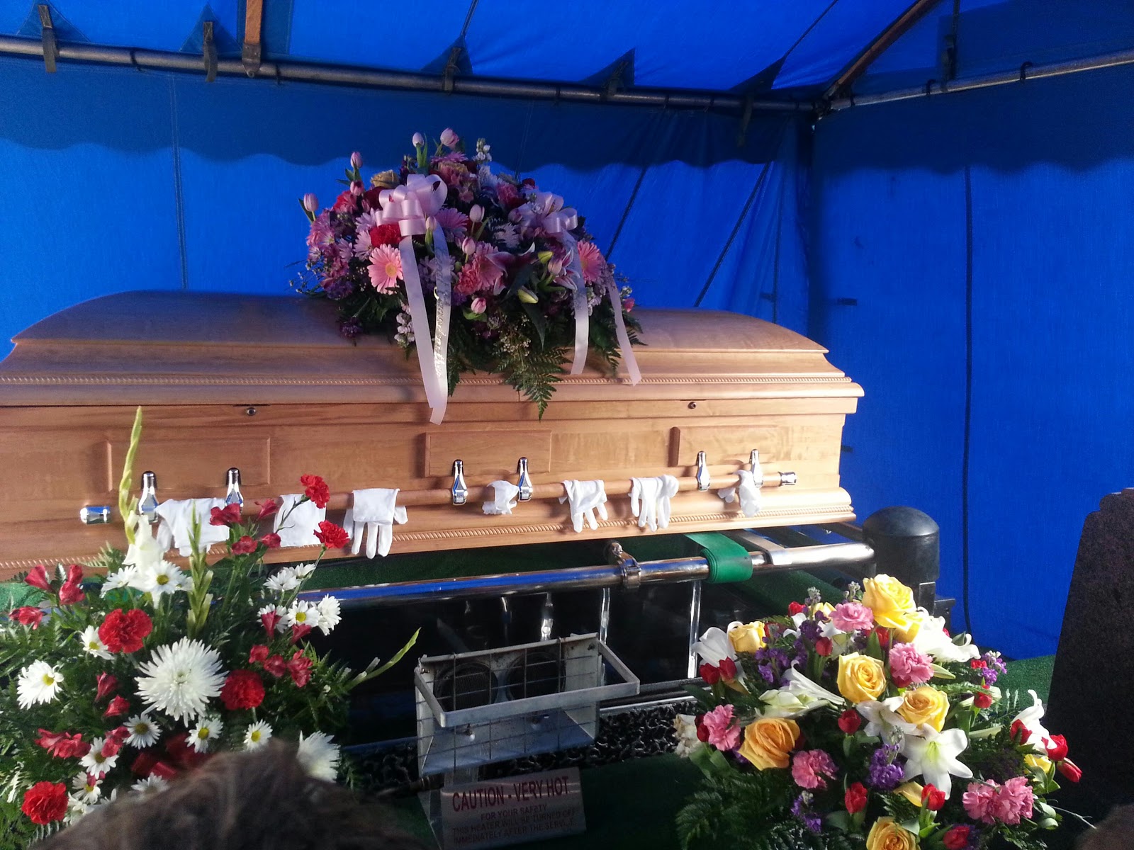 Experiencing The Near And Far: Chicago: Funeral, Pizza Rustica, Crepe Town