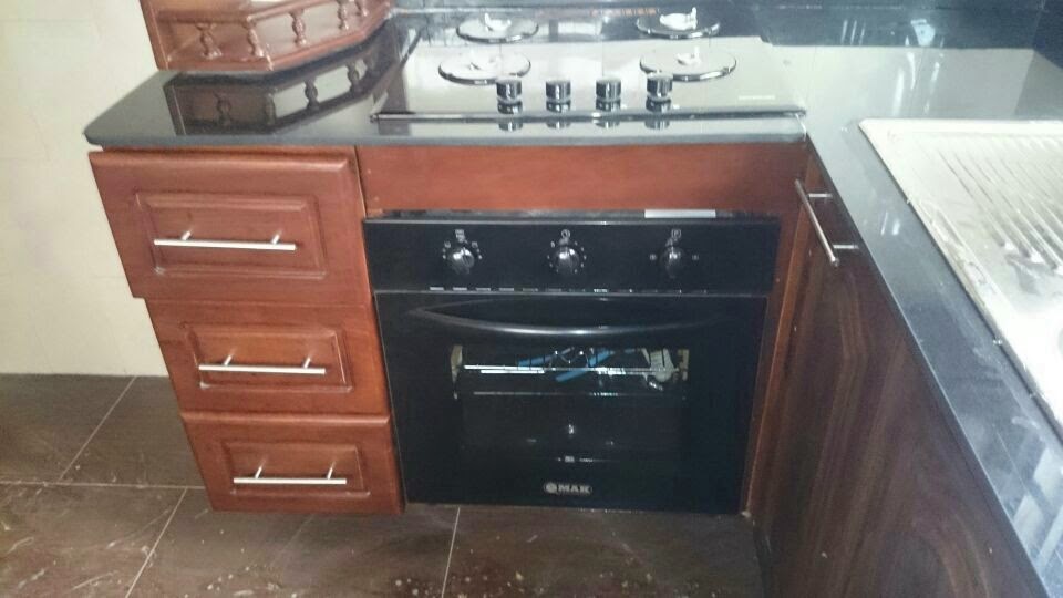 UJENZI ZONE: KITCHEN IDEAS KWA NYUMBA ZENYE SIZE NDOGO