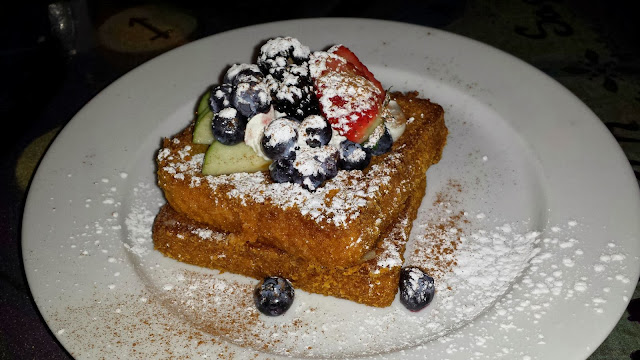 I'm a Foodie! @immafoodie: Blue Moon Cafe - Baltimore Maryland