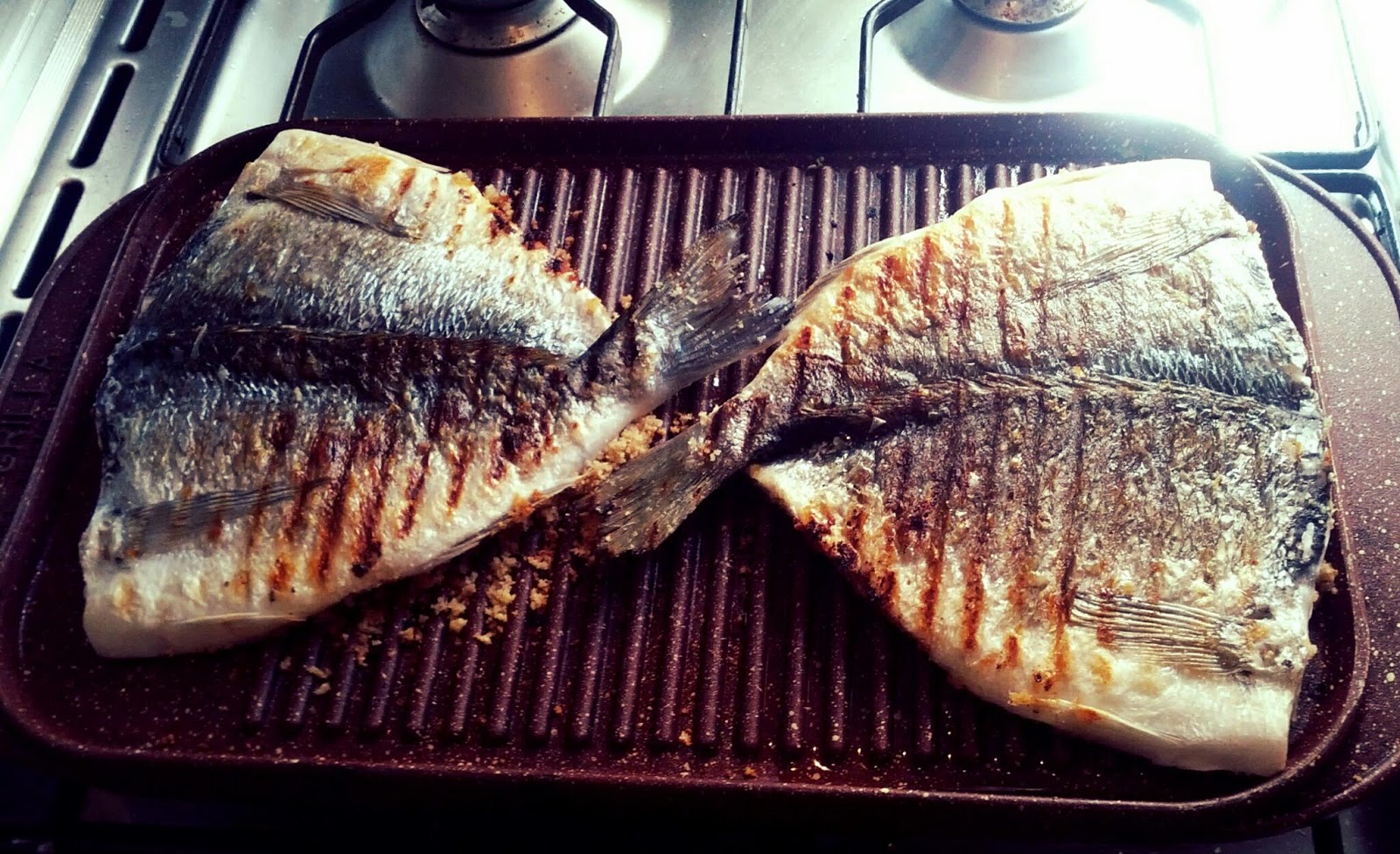 La cucina di Grilla del Testo Romagnolo: Orate Croccanti alla "Grilla"