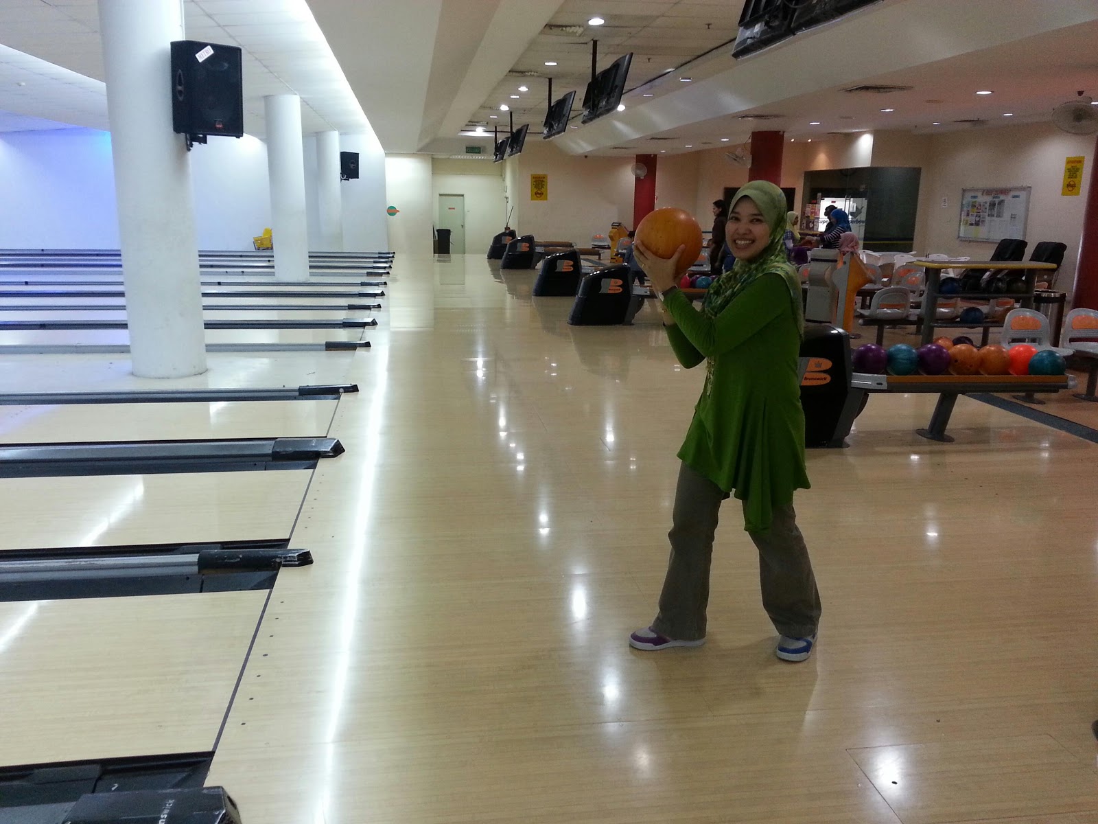 Lets Bowling @ Ampang Superbowl IOI Mall Puchong | ..i heart us..