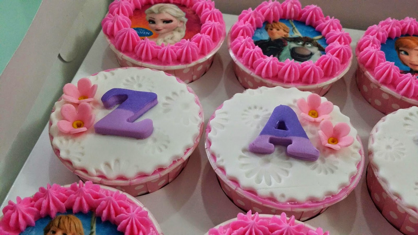 Zielicious Homemade Cakes: Kek tema frozen