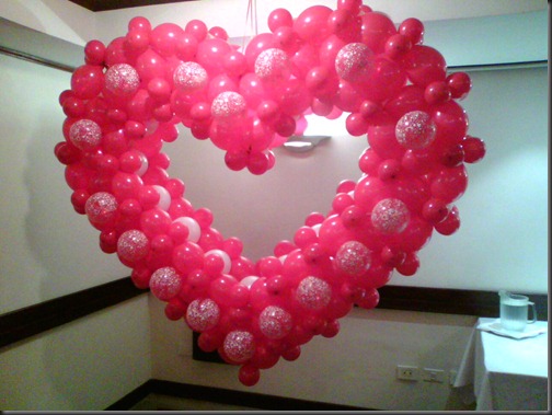 Hacer un corazón con globos - Imagui