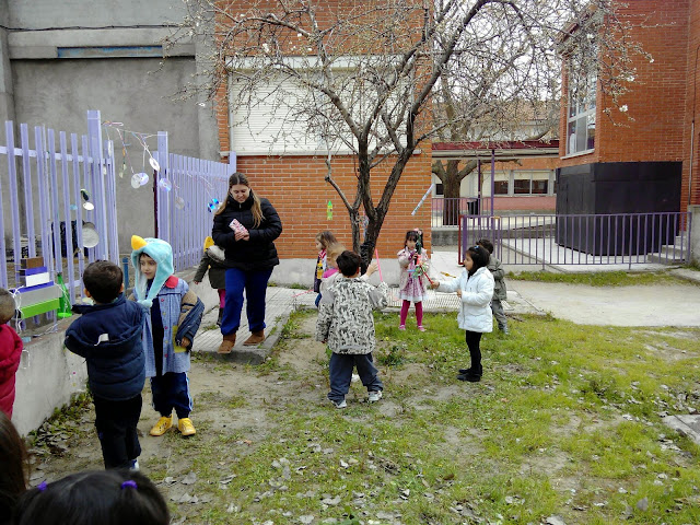 LOS PEQUES DEL PICASSO: Nuestra pared musical