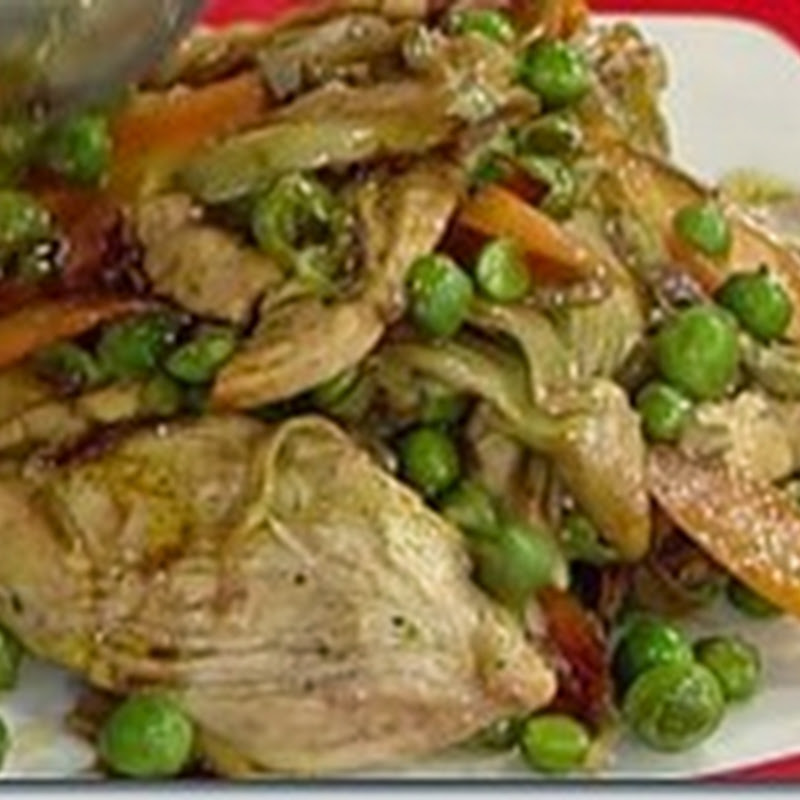 Pollo saltato con verdure e vinaigrette alla soia