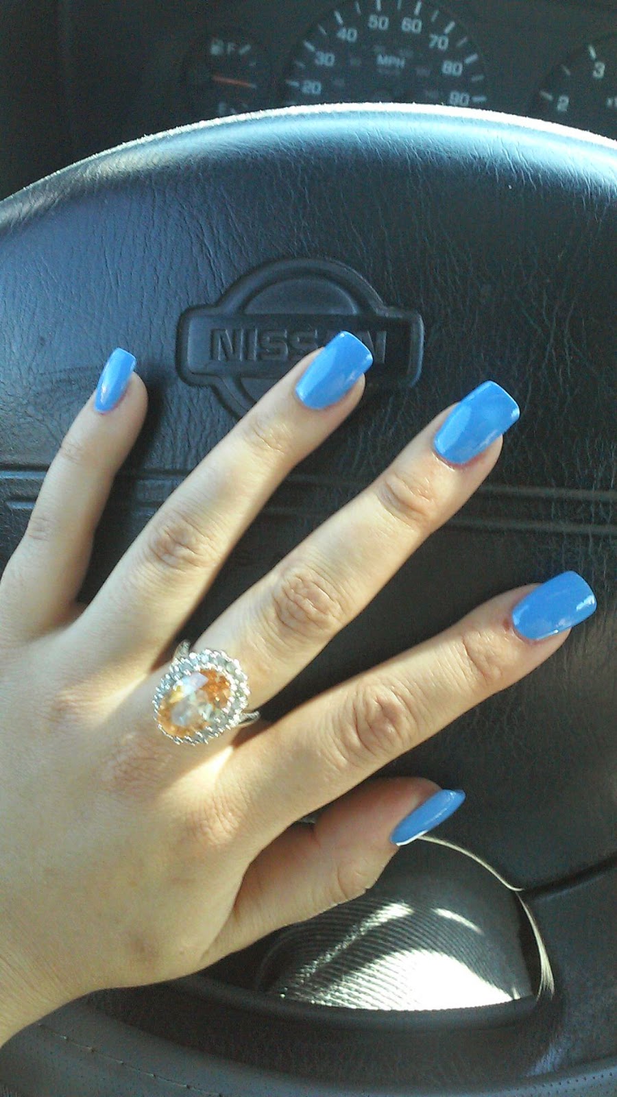 muaahmuxo: After a month of no acrylic nails