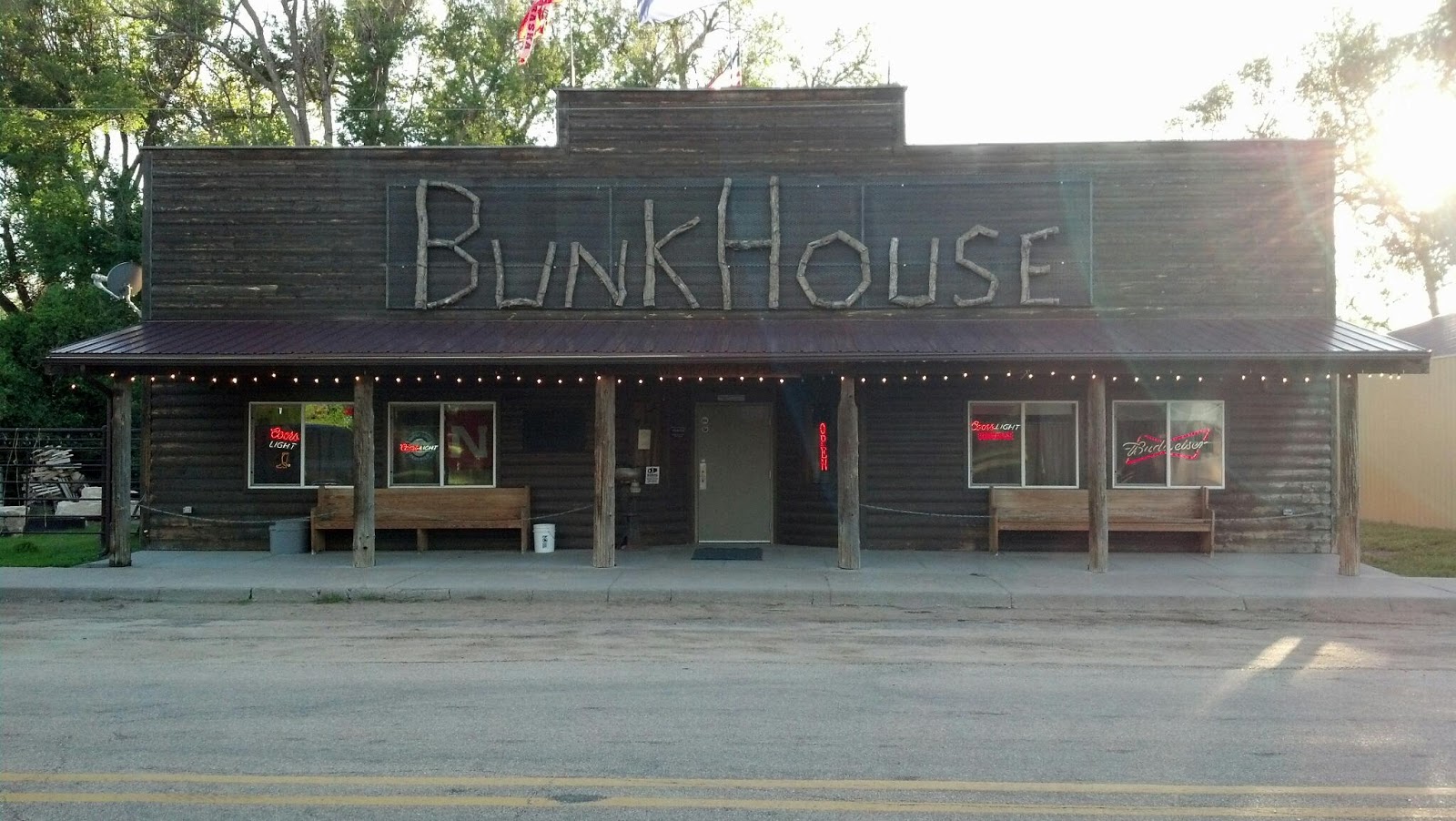 Mountain Kimmie's Big Adventure: Bunkhouse Bar & Grill, Part 2