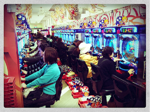 Traveling Hero: Visited arcade hall