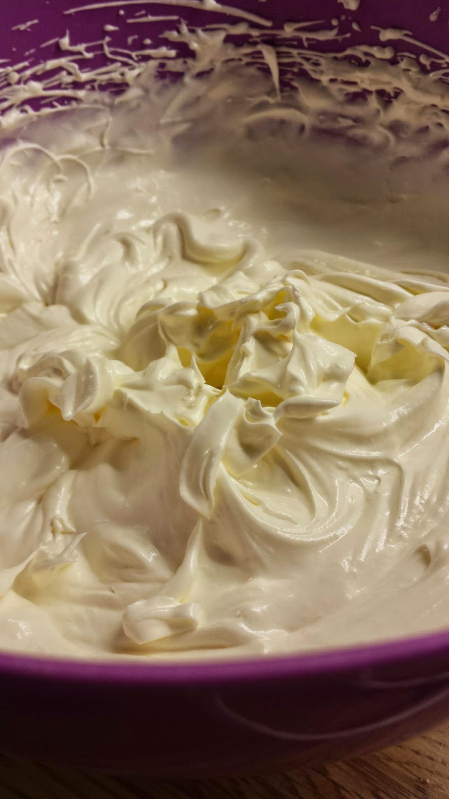 Johannas virk & bakverkstad: Snabb glassbakelse med misslyckad maräng