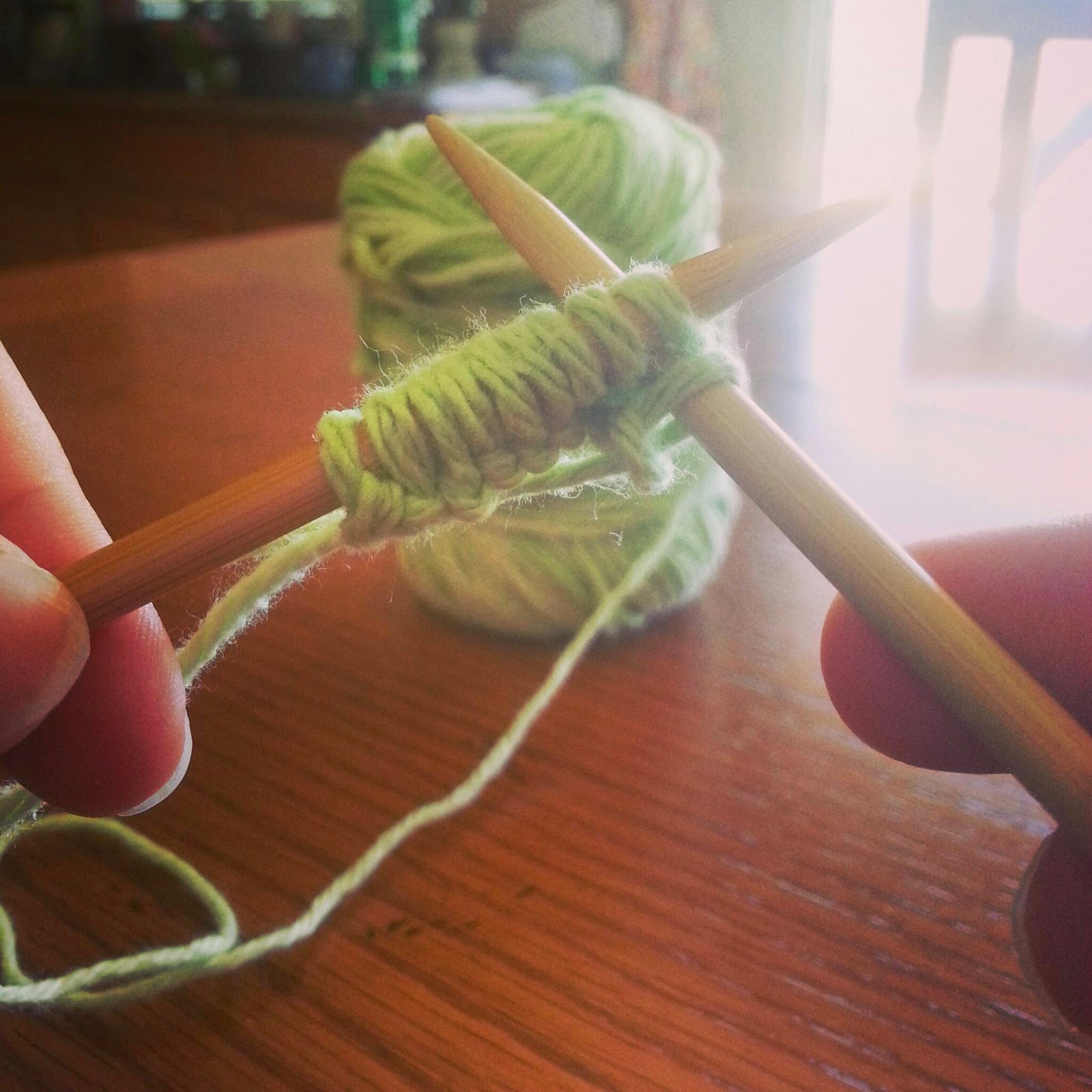 Crafty RDH: How To Knit : Knit Stitch