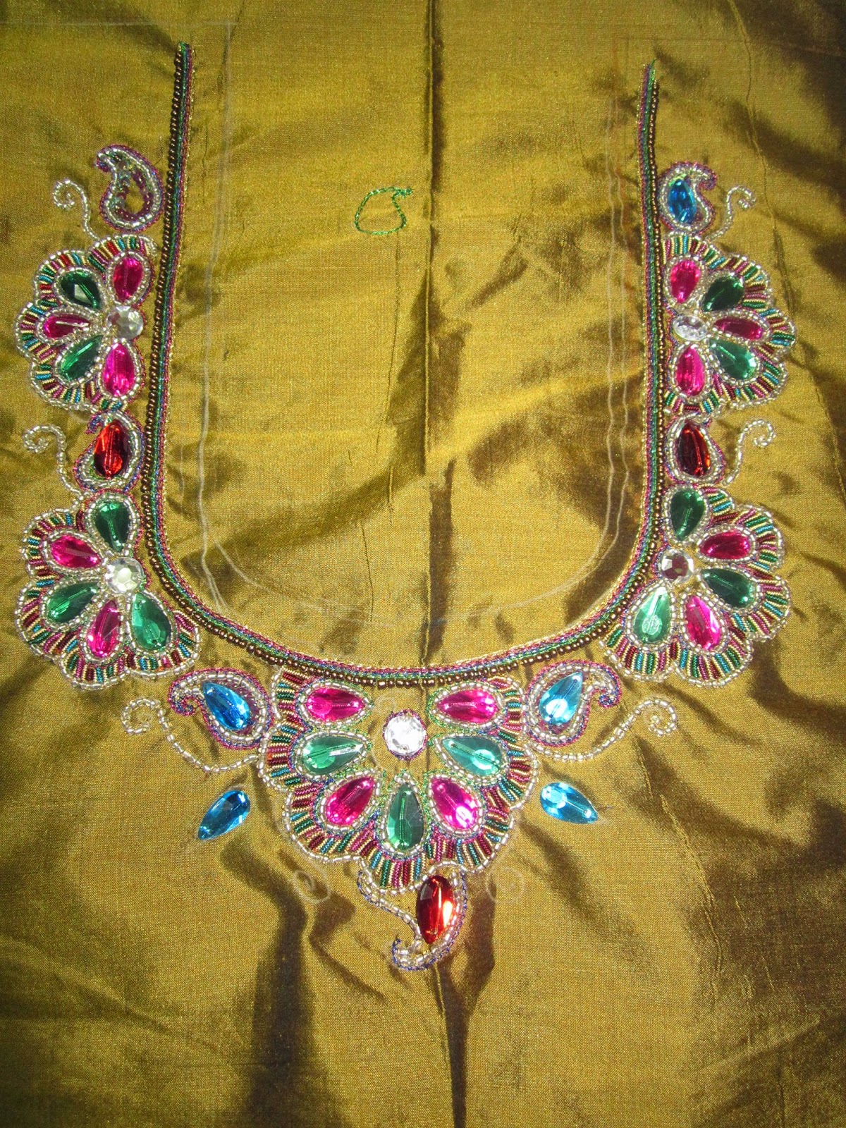 Designer Blouse Images: Kundan Work Blouse