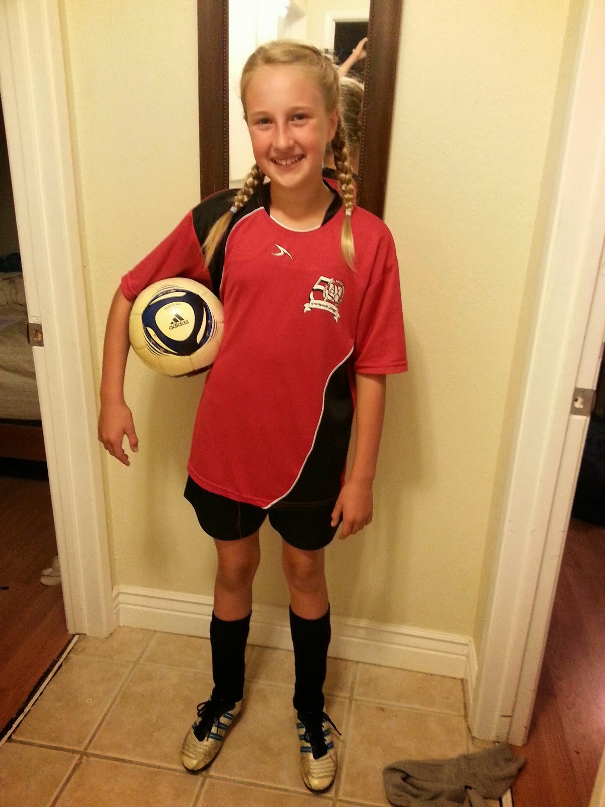 Shaylee scored her first goal of the season in tonight's tournament!