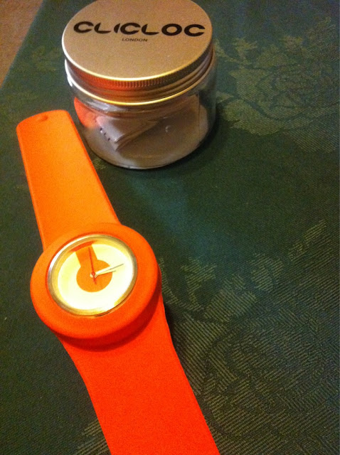 DIARY OF A CLOTHESHORSE: I LOVE MY CLIC LOC WATCH!!!!