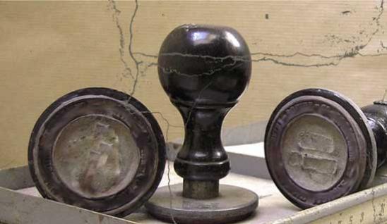 Des cachets humides de la Justice, de la PAF et des Douanes saisis ...