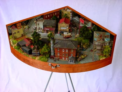 .Downloadable Model Railway Kits: More micro layouts