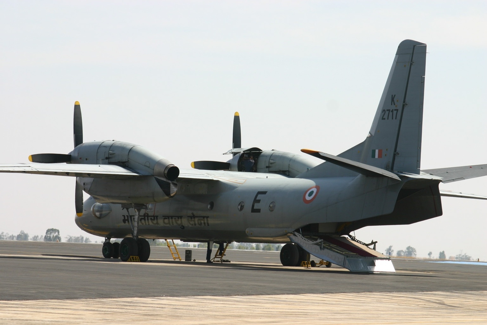 IAF's Antonov An-32 Medium Lift Transport Aircraft [Photographs] - AA ...