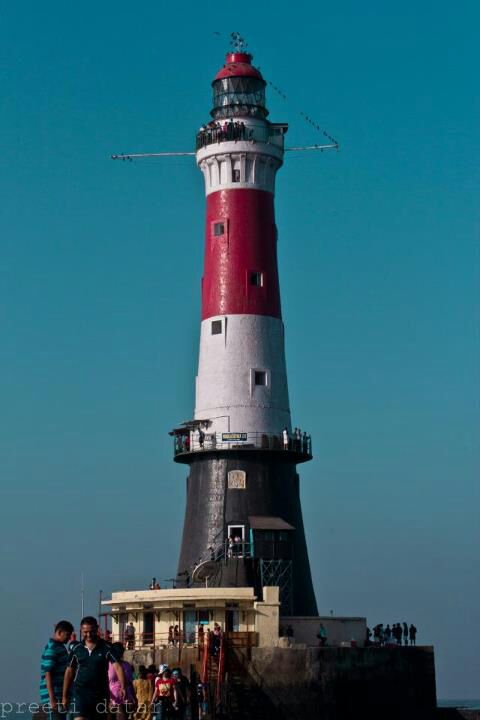 TraveLore: Colaba lighthouse