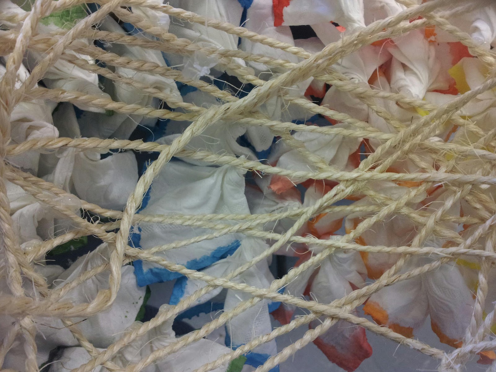 JessicaPlowright: Watercolour Tissue/String Ball Experiment