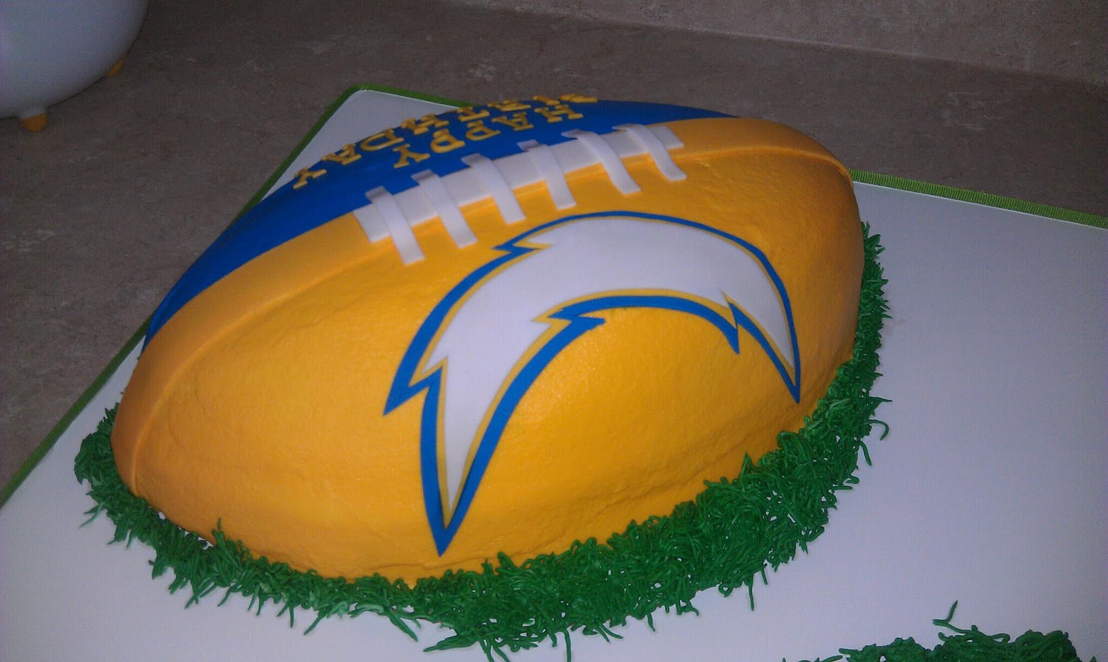 Amanda's Specialty Cakes: Dallas Cowboys & San Diego Chargers Football ...