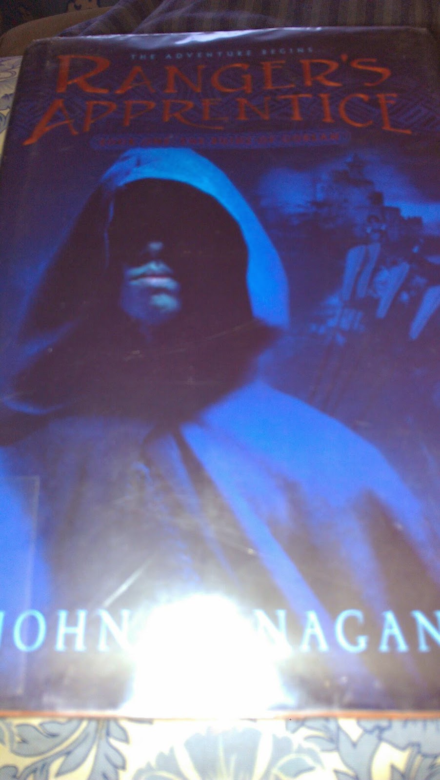 Let us read: Ranger's Apprentice Book 1: the Ruins of Gorlan