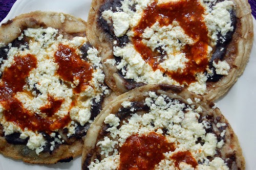 comida oaxaqueña: Memelitas