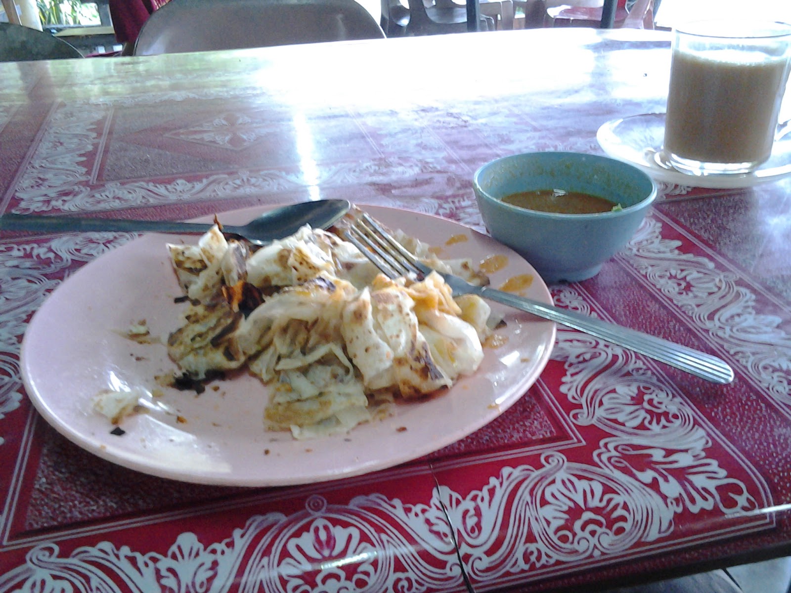 Kehidupan Yang Singkat: Roti canai, teh tarik dan cameron highland