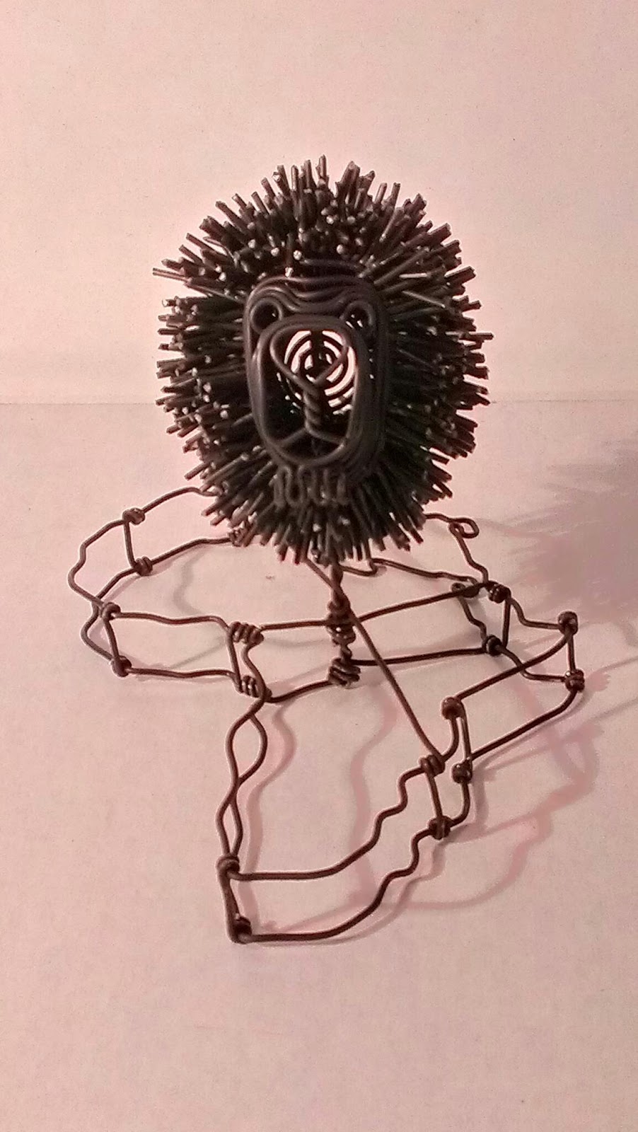 Moving Wire!: Lion's Head