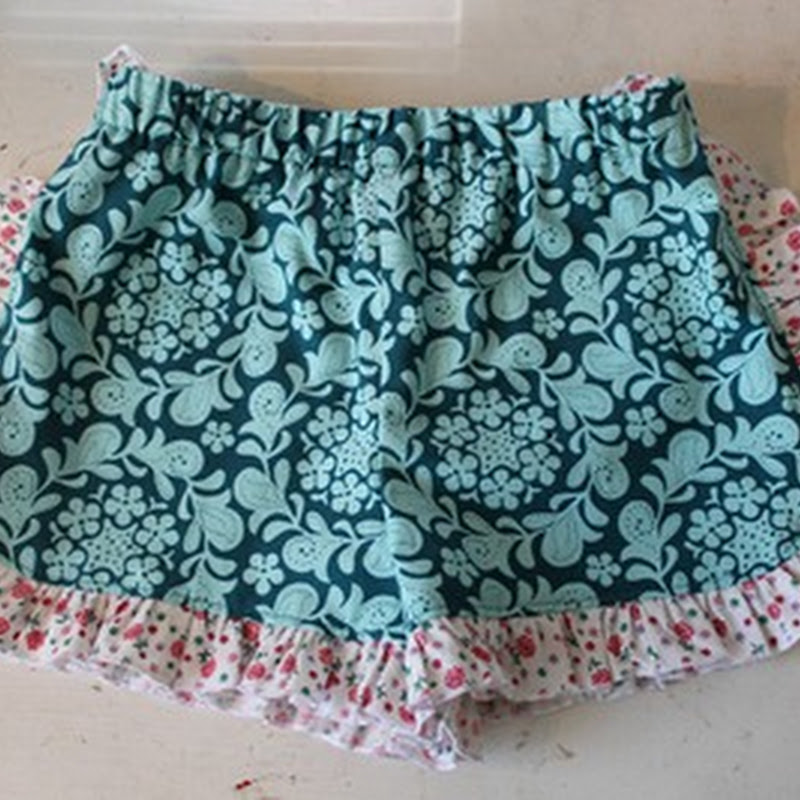 Sweeter Than Cupcakes: Ruffled Shorts Tutorial