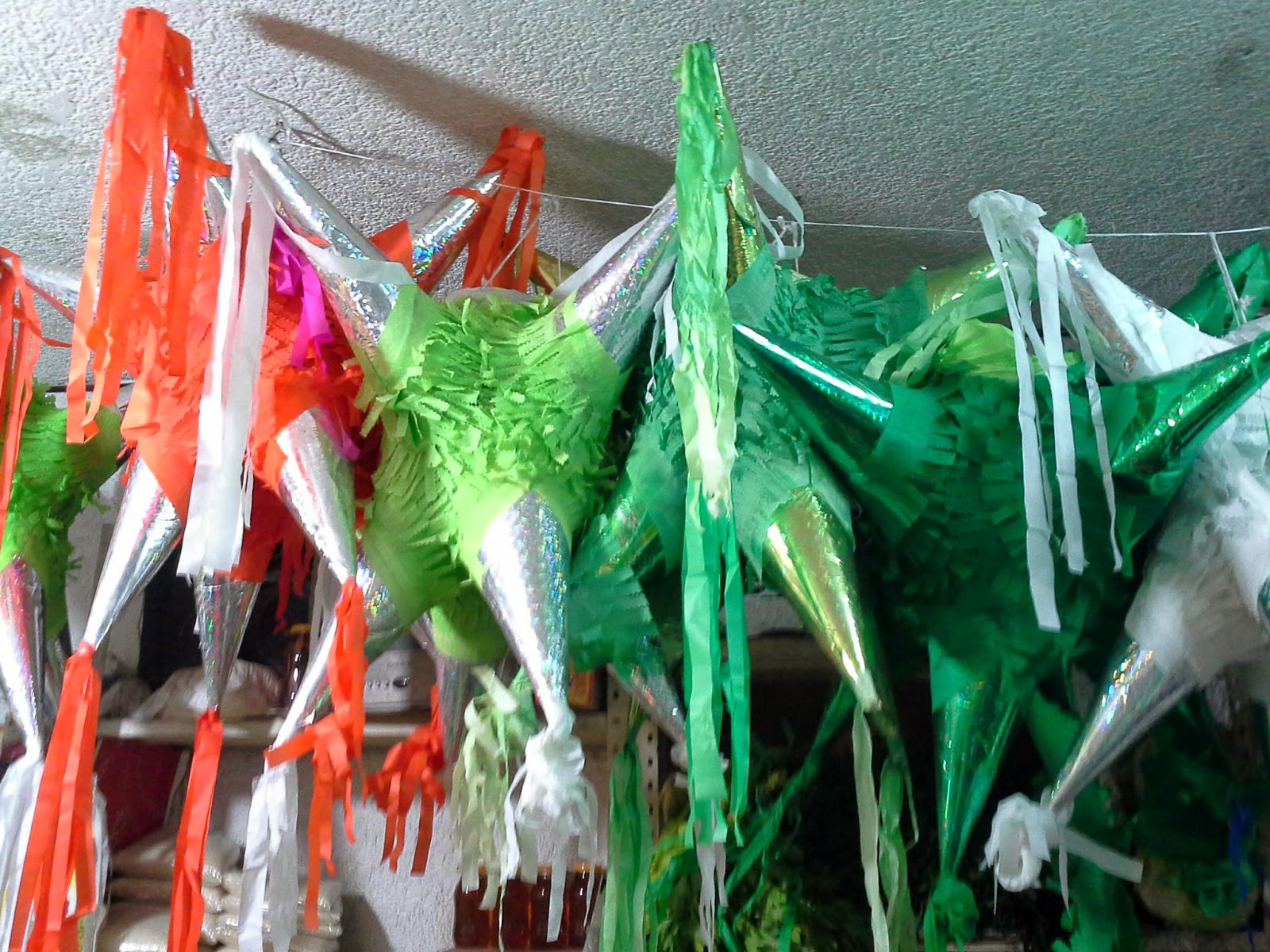 Imágenes de las tradiciones y cultura de México: Las piñatas no pueden ...