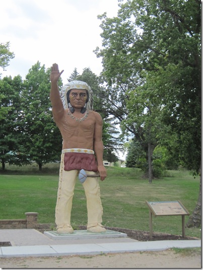 Travelling with the Strongs: STATUES OF NORTHEAST MINNESOTA