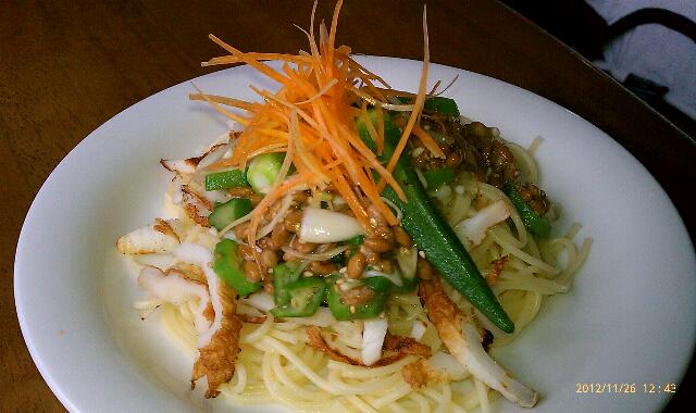 オクラと納豆の茹であげパスタ - fukurou kitchen