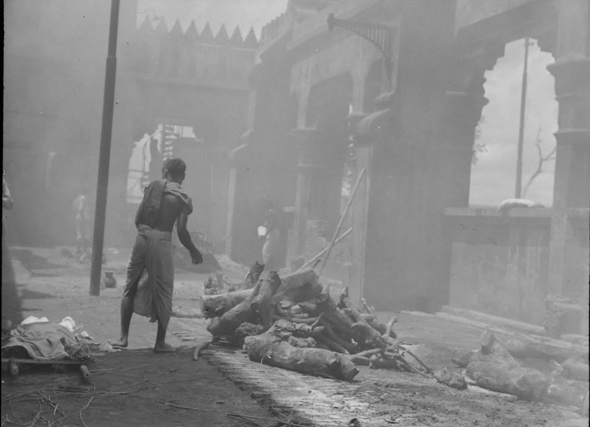 Aftermath Of Calcutta Riots - Margaret Bourke-White — Google Arts & Culture