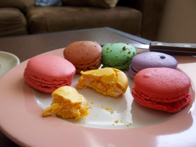 Are there gluten-free menu options at Masse's Pastries in Berkeley, CA?