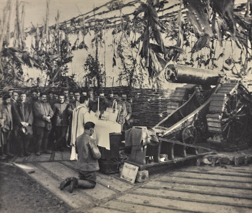 White Friday — Google Arts & Culture